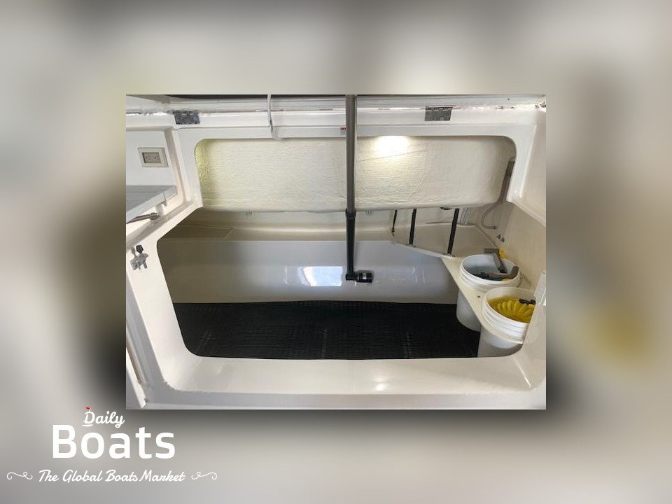 2020 Tiara Yachts F53 Flybridge for sale. View price, photos and Buy ...