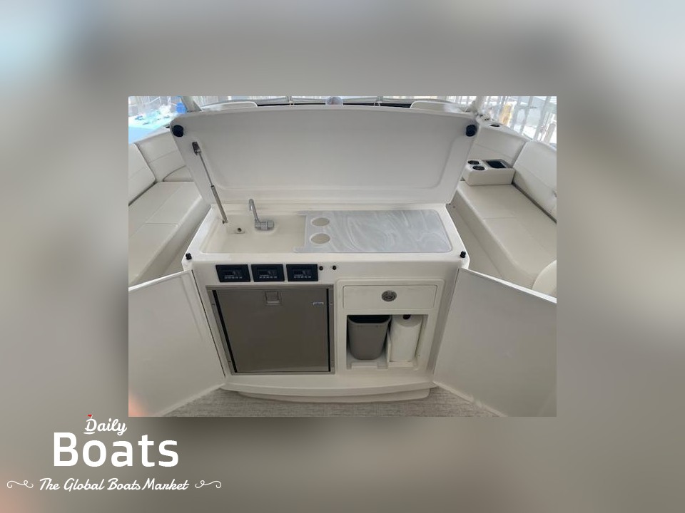 2020 Tiara Yachts F53 Flybridge for sale. View price, photos and Buy ...