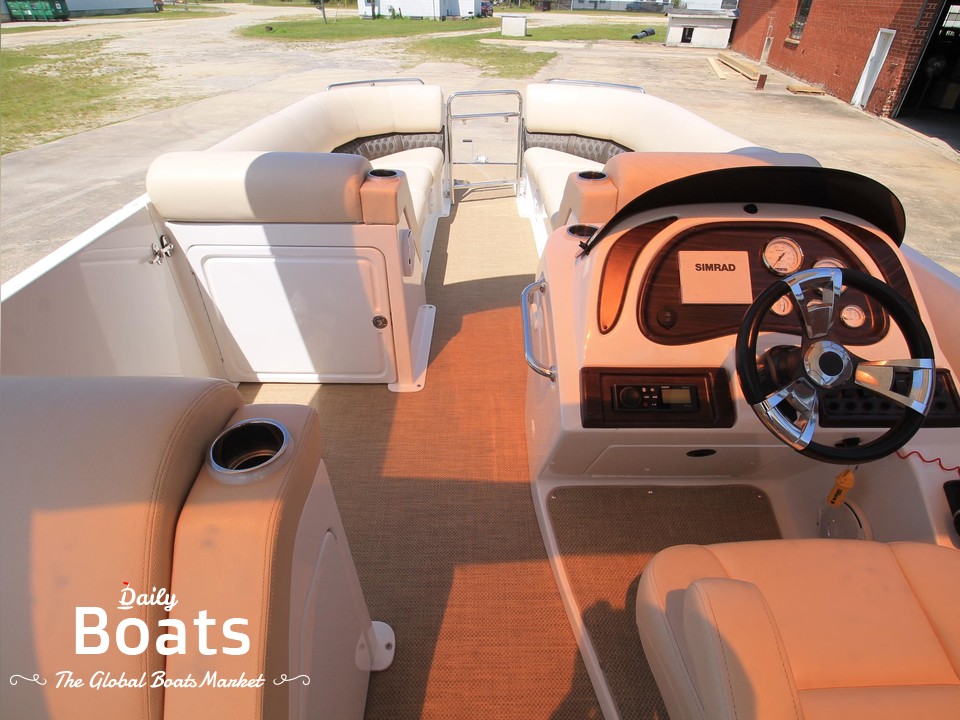 2017 Lexington 30 Tritoon Custom for sale. View price, photos and Buy ...