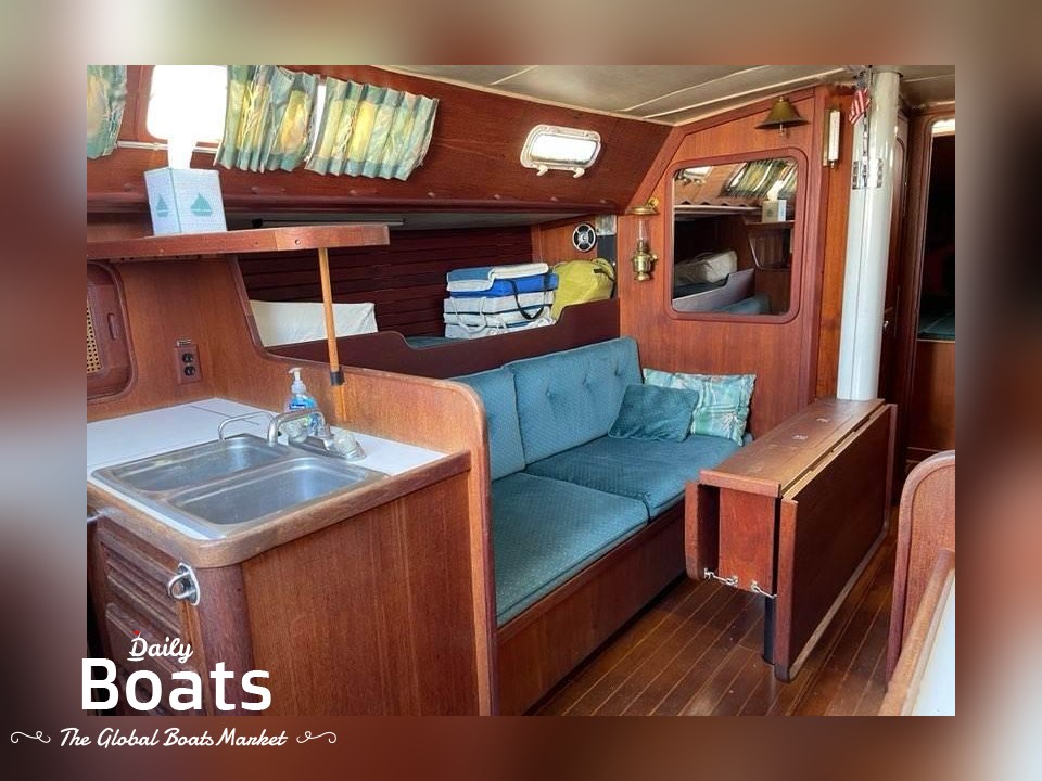 1983 Islander 40 for sale. View price, photos and Buy 1983 Islander 40 ...