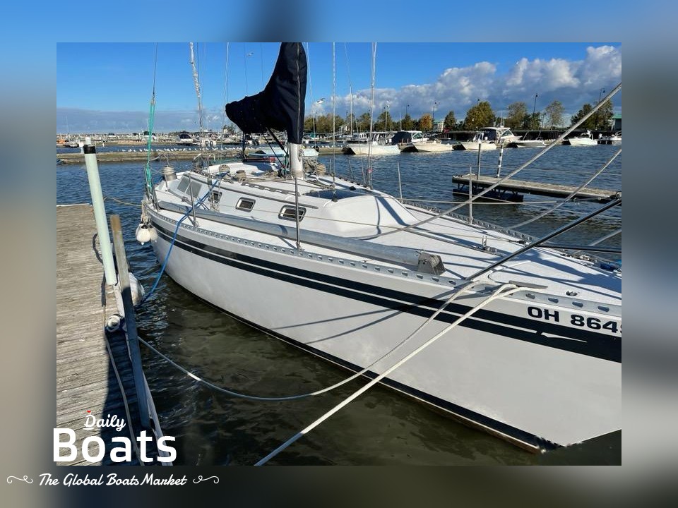 1983 Islander 40 for sale. View price, photos and Buy 1983 Islander 40 ...