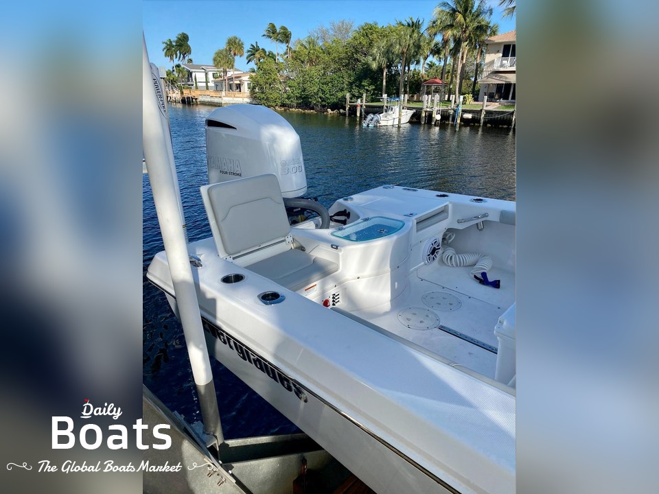 2021 Everglades 243 Cc for sale. View price, photos and Buy 2021 ...
