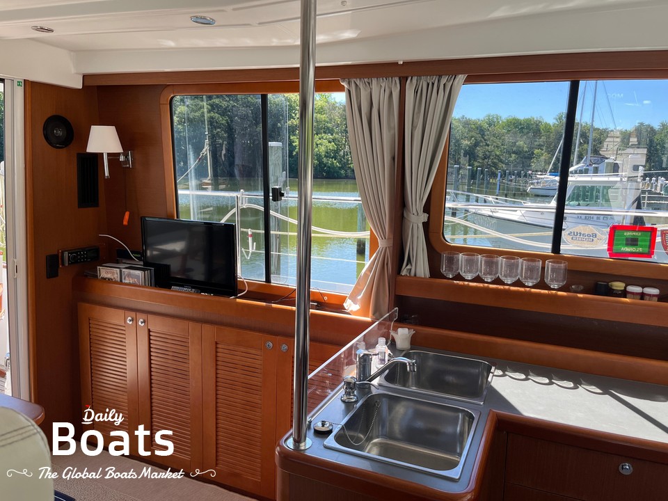 2013 Beneteau Swift Trawler 34 for sale. View price, photos and Buy ...