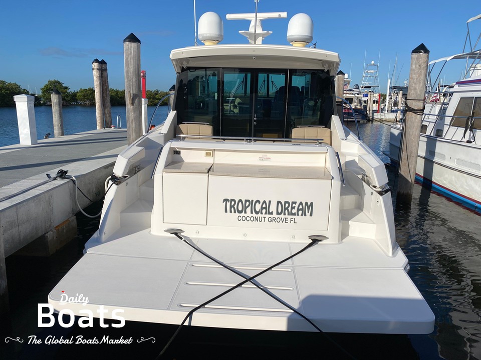 2016 Tiara Yachts 50 Coupe for sale. View price, photos and Buy 2016 ...