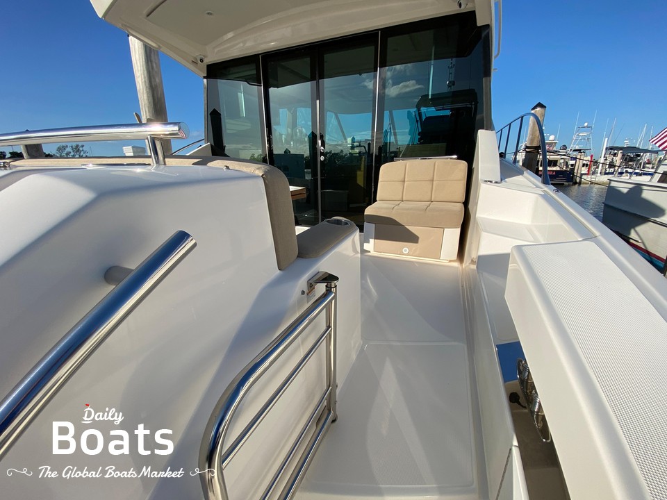 2016 Tiara Yachts 50 Coupe for sale. View price, photos and Buy 2016 ...