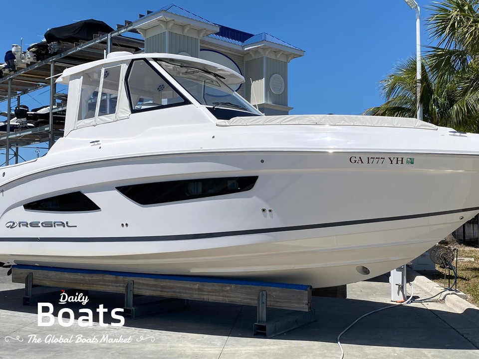 2019 Regal 33 Sav for sale. View price, photos and Buy 2019 Regal 33 ...