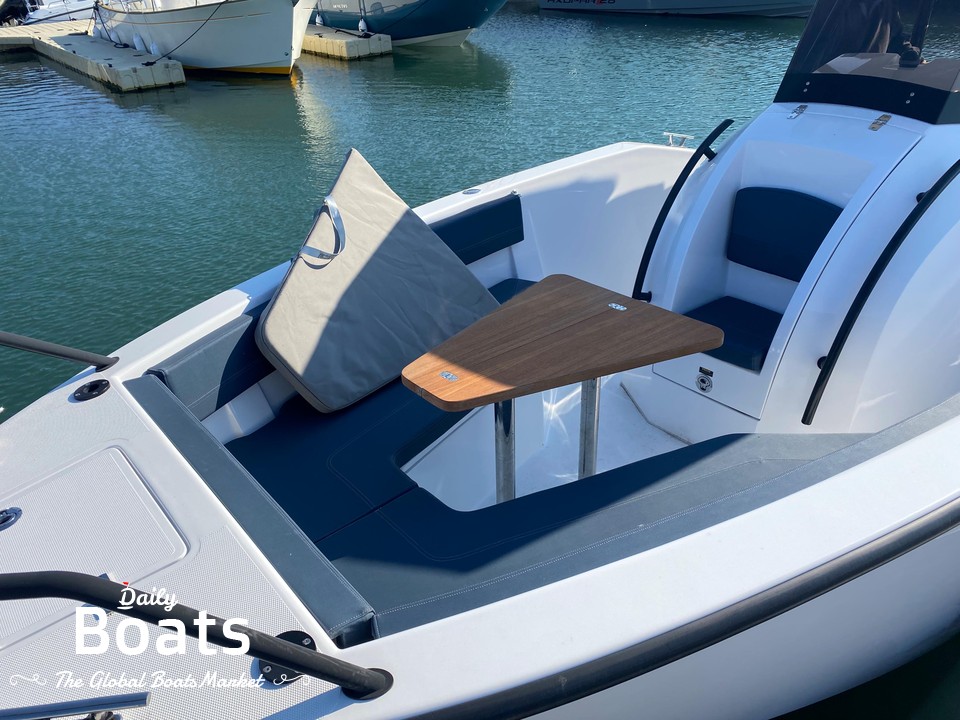 2020 Dromeas D28 Cc for sale. View price, photos and Buy 2020 Dromeas ...