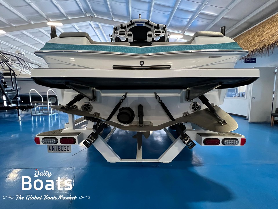 2016 Centurion Ri217 Surf & Wake (Tf) for sale. View price, photos and ...