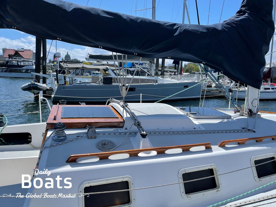1983 Lancer Sloop 36 for sale. View price, photos and Buy 1983 Lancer ...