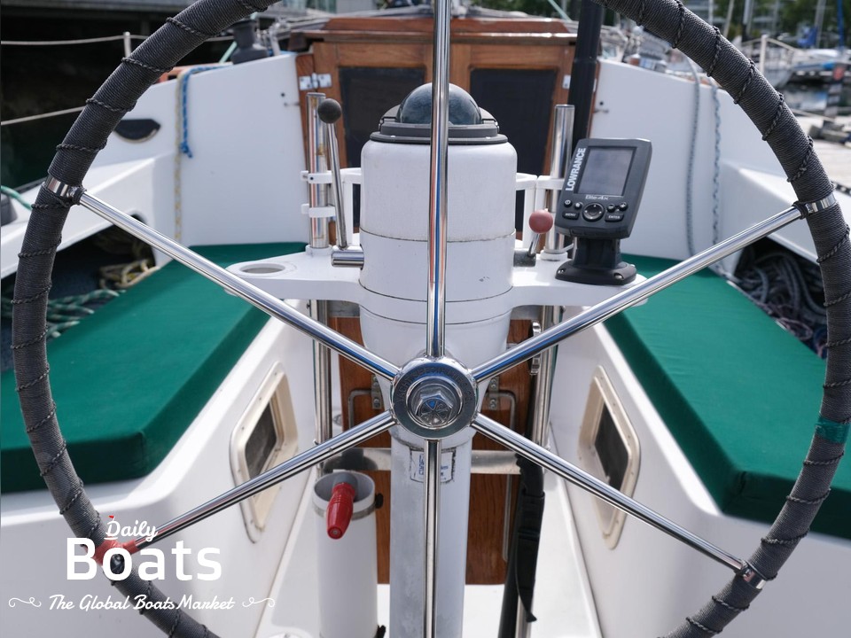 1983 Lancer Sloop 36 for sale. View price, photos and Buy 1983 Lancer ...