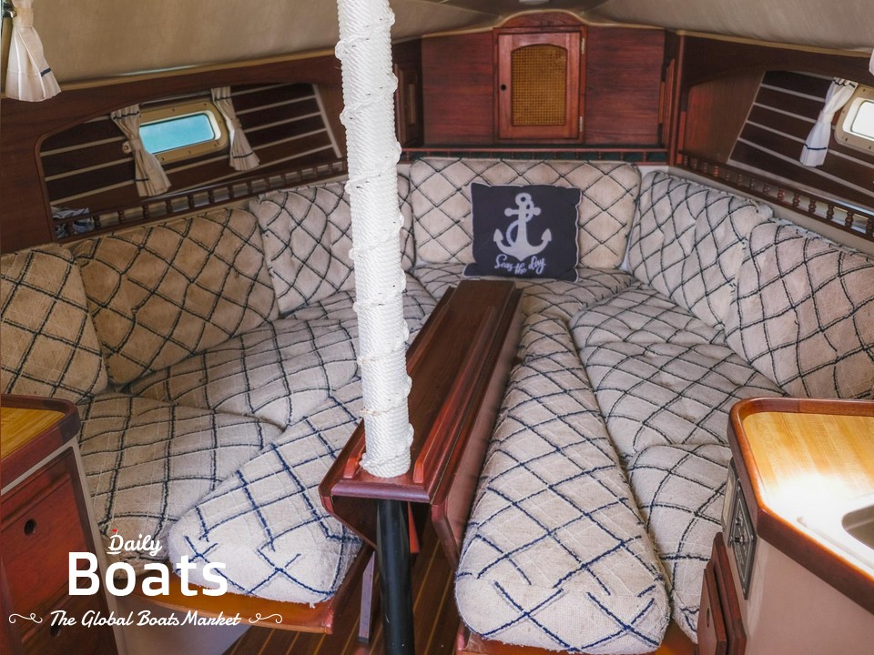 1983 Lancer Sloop 36 for sale. View price, photos and Buy 1983 Lancer ...