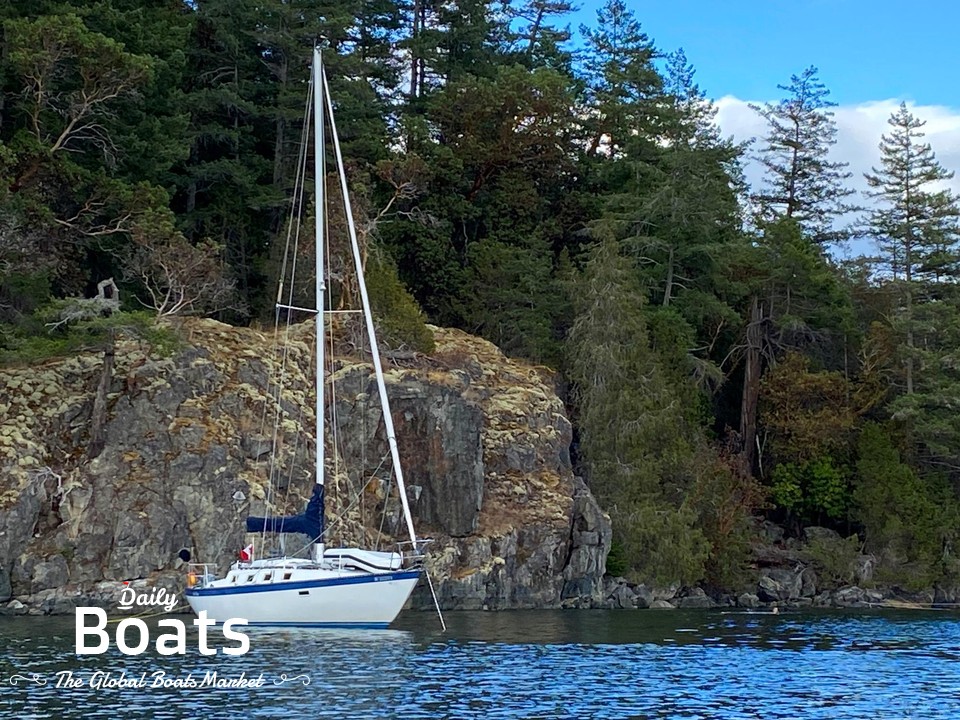 1983 Lancer Sloop 36 for sale. View price, photos and Buy 1983 Lancer ...