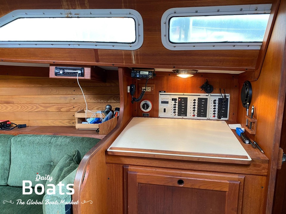 1987 Freedom 30 for sale. View price, photos and Buy 1987 Freedom 30 ...