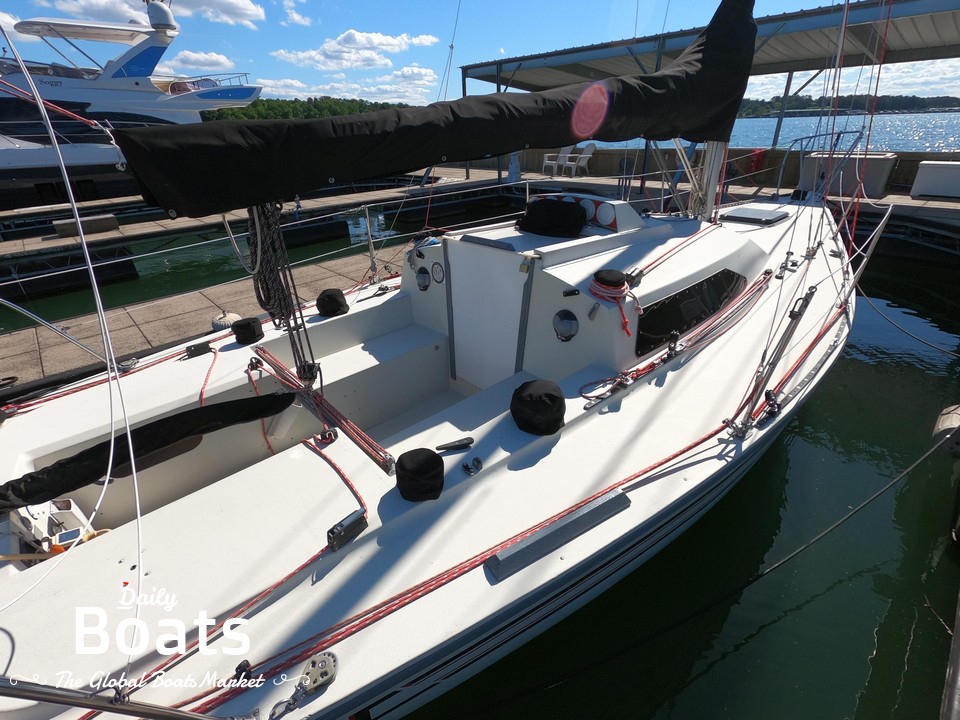 1981 Mirage Yachts Kirby 30 for sale. View price, photos and Buy 1981 ...