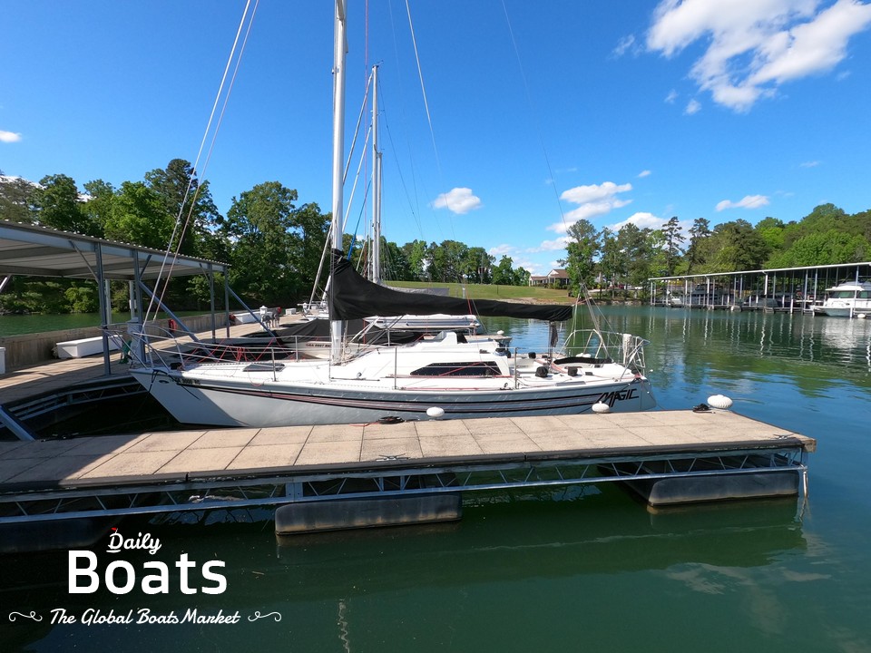 1981 Mirage Yachts Kirby 30 for sale. View price, photos and Buy 1981 ...