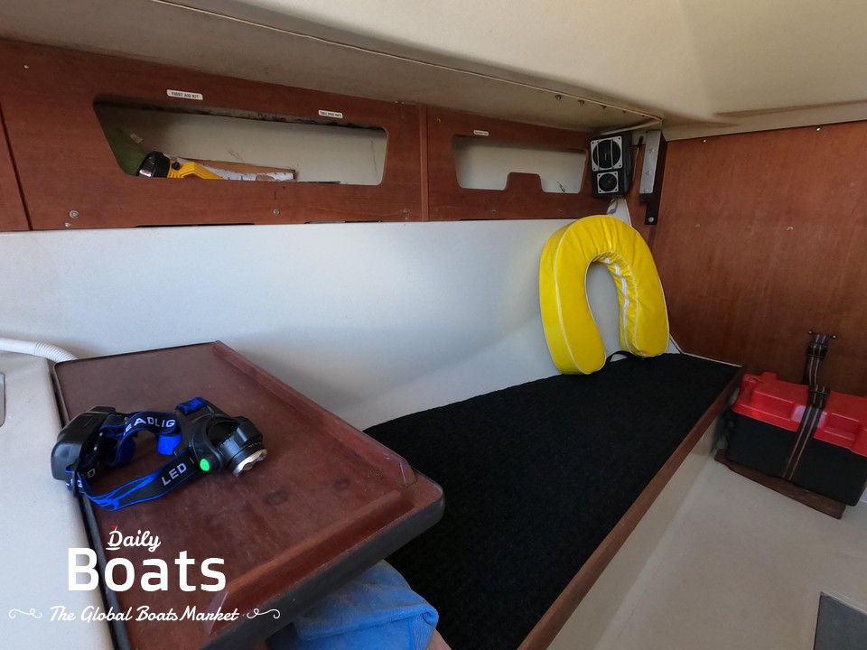 1981 Mirage Yachts Kirby 30 for sale. View price, photos and Buy 1981 ...