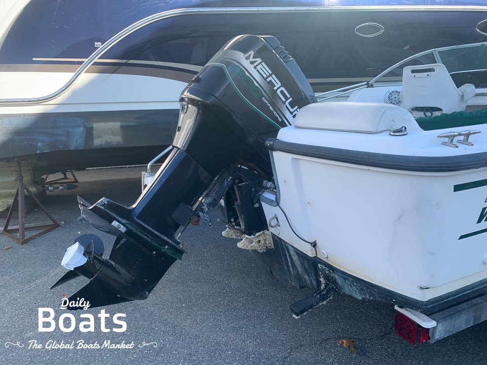 1997 Boston Whaler 20 Dauntless for sale. View price, photos and Buy ...