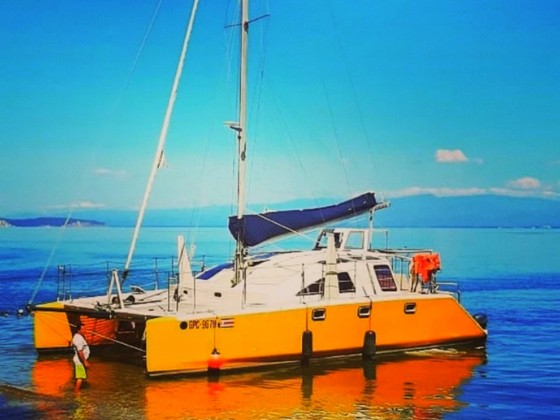 Beach catamarans - Boat types - Daily Boats