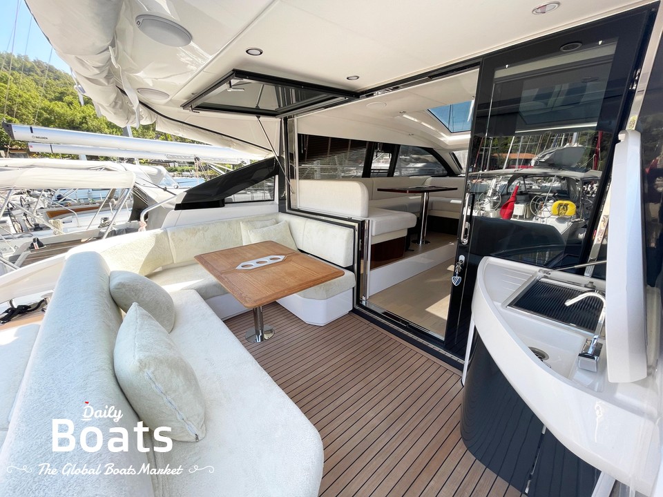 2021 Fairline Targa 45 Gt for sale. View price, photos and Buy 2021 ...