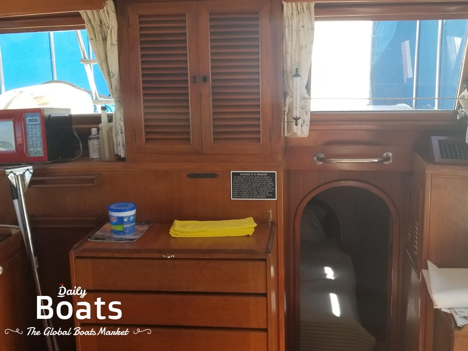 1984 Present Yachts 38 Double Cabin for sale. View price, photos and ...