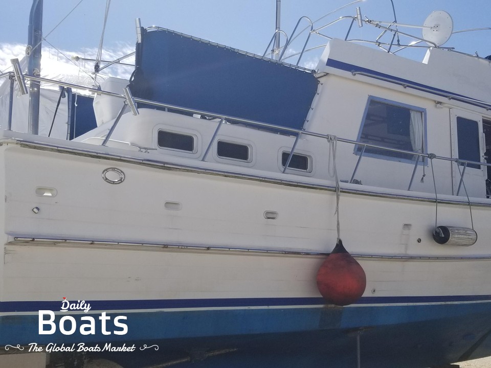 1984 Present Yachts 38 Double Cabin for sale. View price, photos and ...