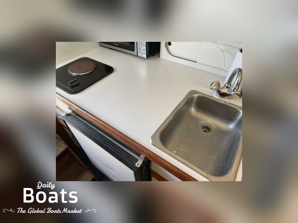 1993 Pursuit 27 for sale. View price, photos and Buy 1993 Pursuit 27 ...