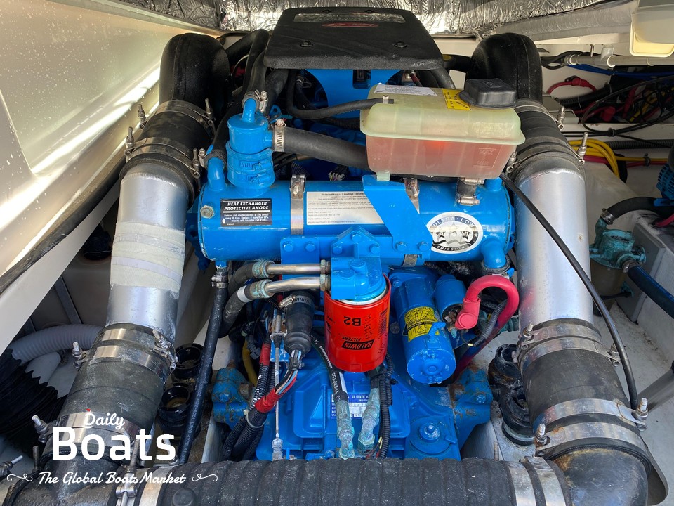 2005 Tiara Yachts 2900 Coronet for sale. View price, photos and Buy ...