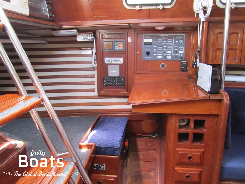 1984 Endeavour 38 for sale. View price, photos and Buy 1984 Endeavour ...