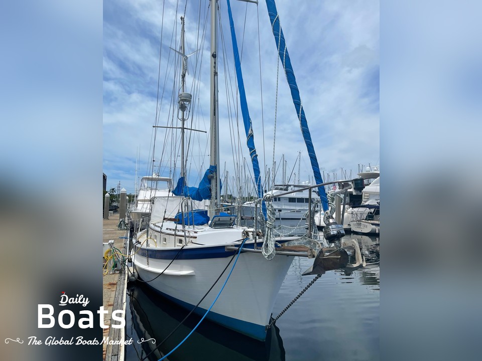 1979 Fales Explorer 38 à vendre. Voir le prix, les photos et Acheter ...