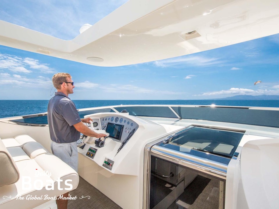 2009 Azimut 105 for sale. View price, photos and Buy 2009 Azimut 105 ...