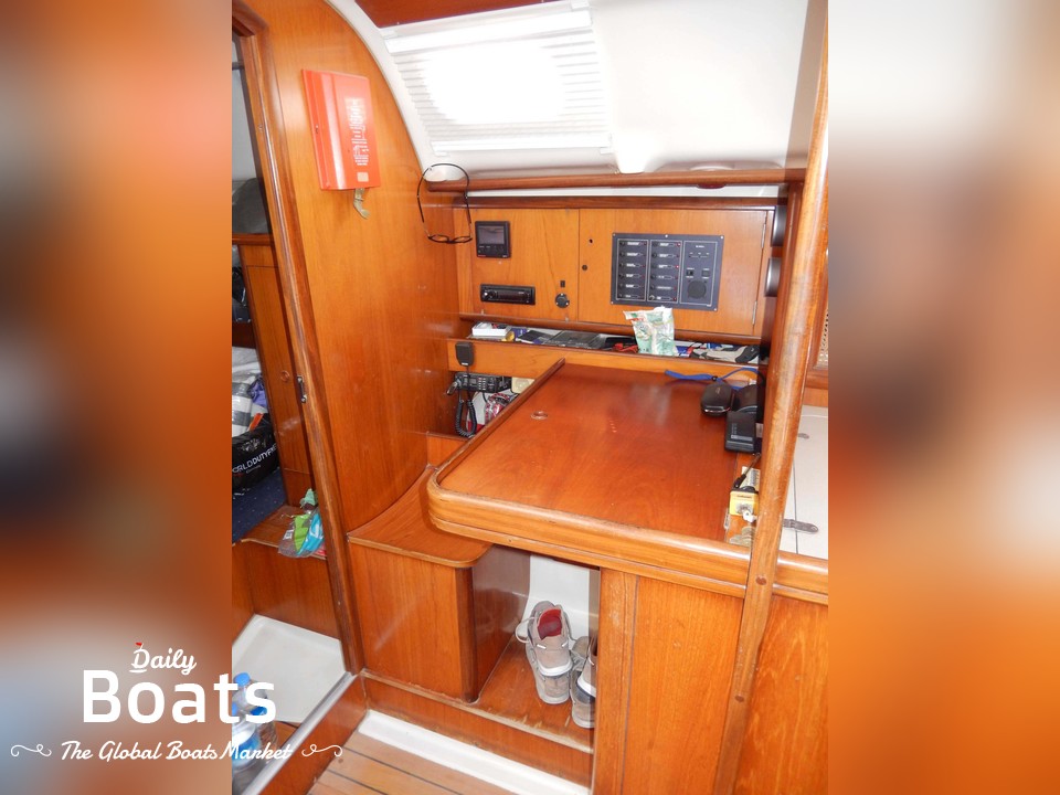 1998 Beneteau Oceanis 351 for sale. View price, photos and Buy 1998 ...