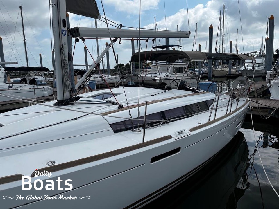 2014 Jeanneau 379 for sale. View price, photos and Buy 2014 Jeanneau ...