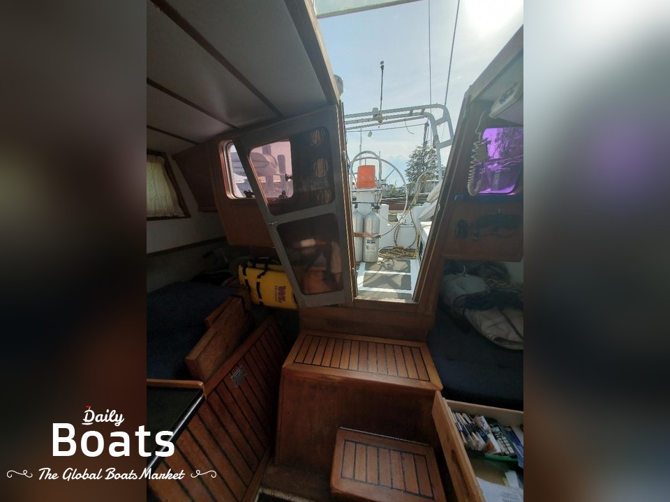 1991 Bruce Roberts 37 for sale. View price, photos and Buy 1991 Bruce ...