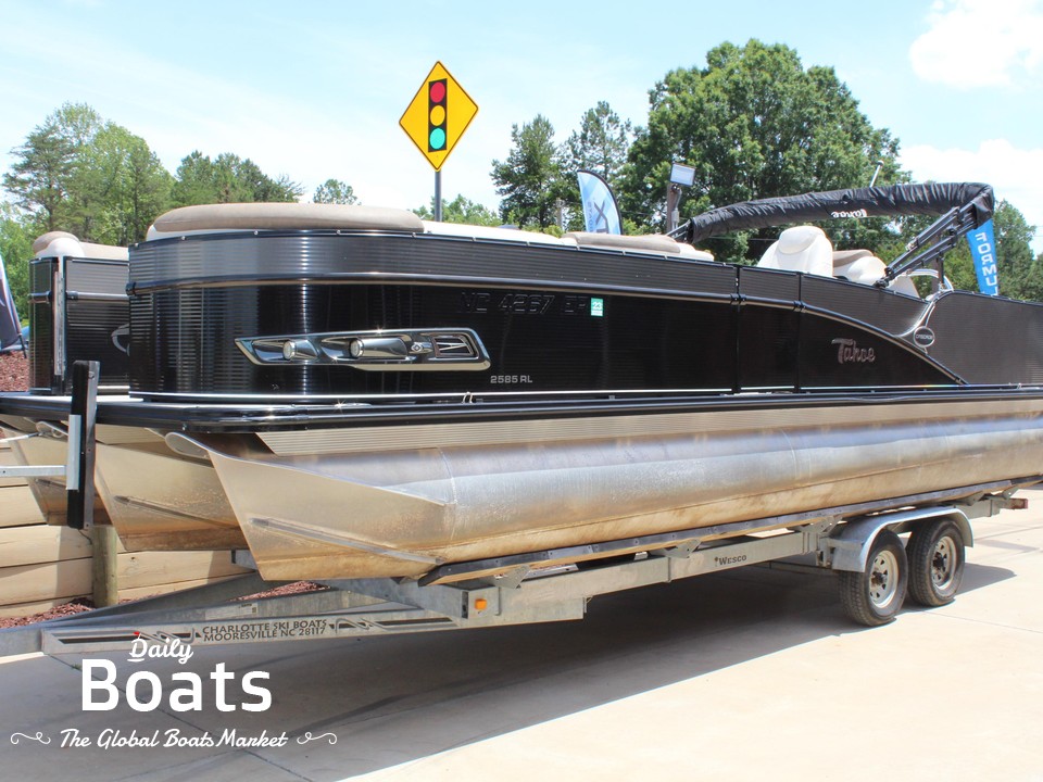 2020 Tahoe Pontoon Cascade Rl for sale. View price, photos and Buy 2020 ...