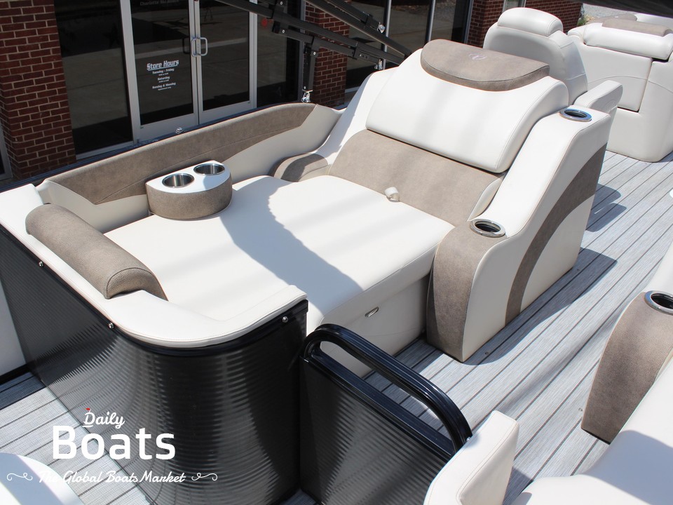 2020 Tahoe Pontoon Cascade Rl for sale. View price, photos and Buy 2020 ...