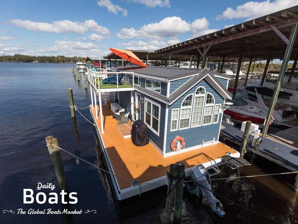 2021 Houseboat Island Life Style for sale. View price, photos and Buy ...