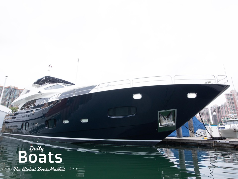 2010 Sunseeker 30M Yacht for sale. View price, photos and Buy 2010 ...