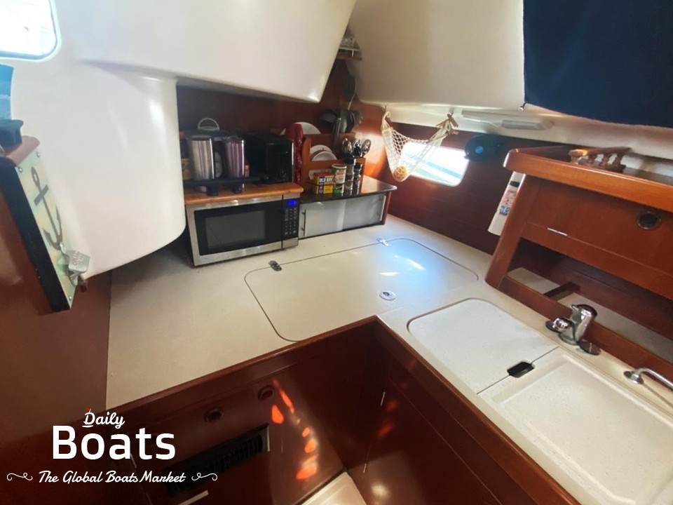 1994 Beneteau Oceanis 351 for sale. View price, photos and Buy 1994 ...