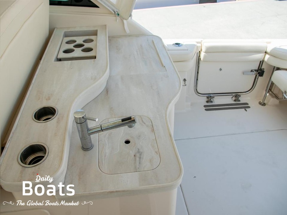 2020 Grady-White Freedom 375 for sale. View price, photos and Buy 2020 ...