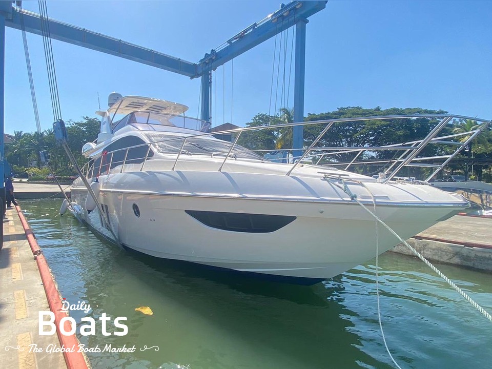 2011 Azimut 58 Flybridge for sale. View price, photos and Buy 2011 Azimut 58 Flybridge #314094