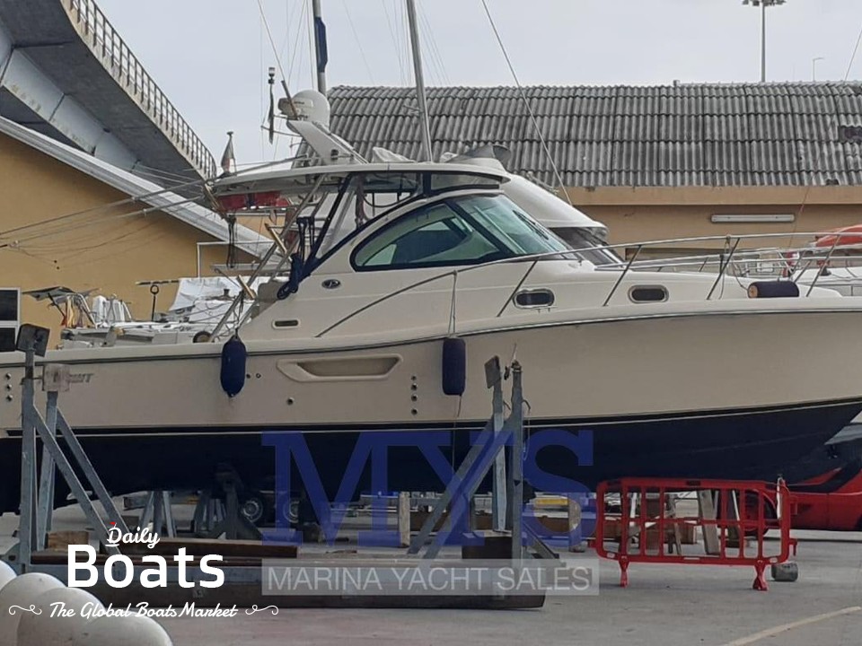 2004 Custom Pursuit Tiara 3100 Offshore for sale. View price, photos ...