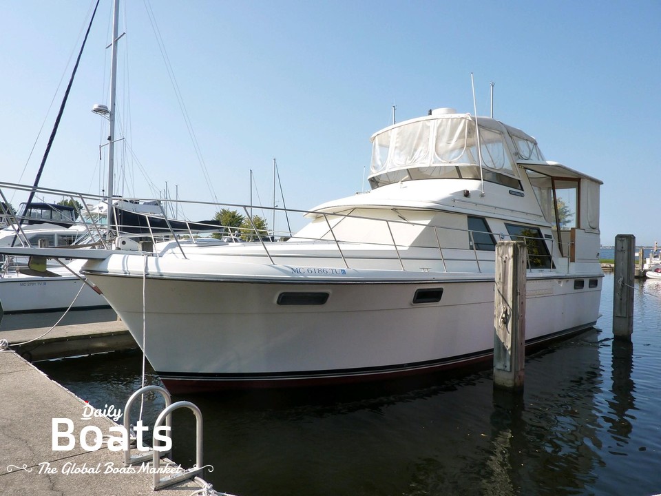 1988 Carver 42 Aft Cabin Motoryacht for sale. View price, photos and ...