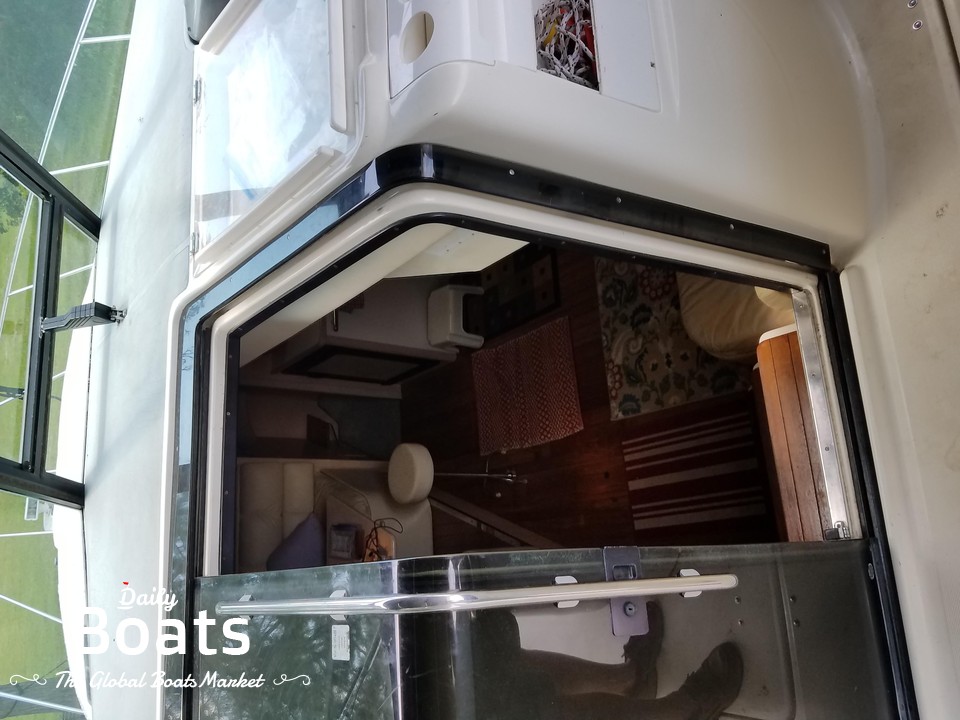 1995 Tiara Yachts Express 35 for sale. View price, photos and Buy 1995 ...