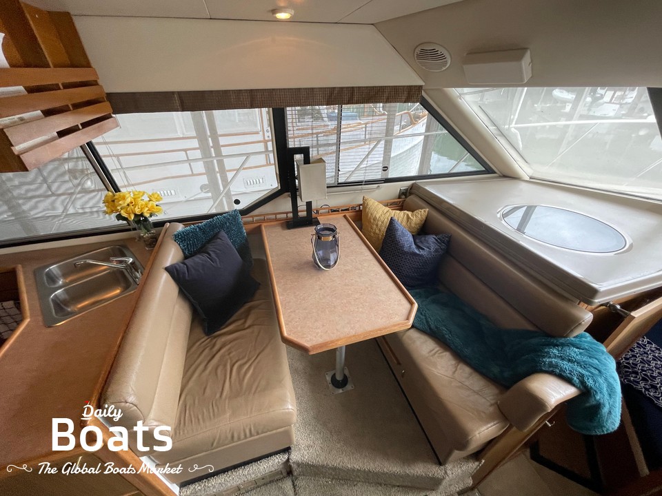 2000 Bayliner 4087 Aft Cabin Motoryacht for sale. View price, photos ...