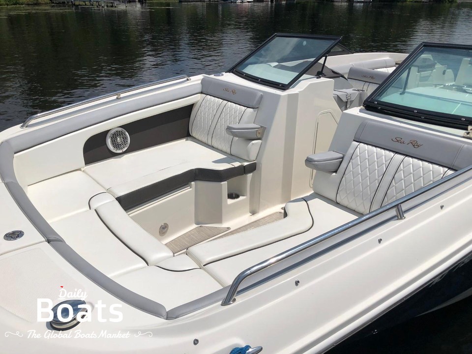 2016 Sea Ray 290 Sundeck for sale. View price, photos and Buy 2016 Sea ...