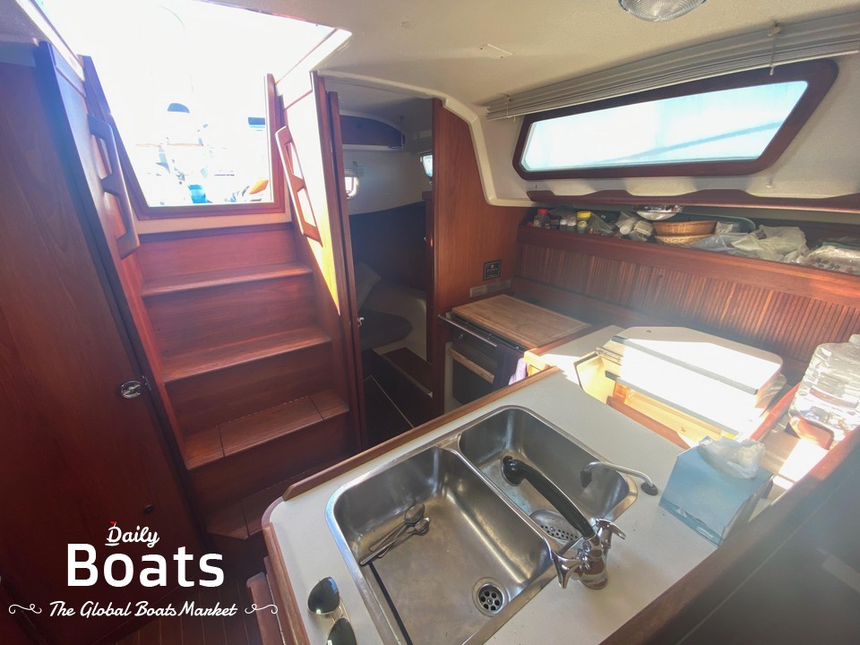 1991 Sabre Targa 34 for sale. View price, photos and Buy 1991 Sabre ...