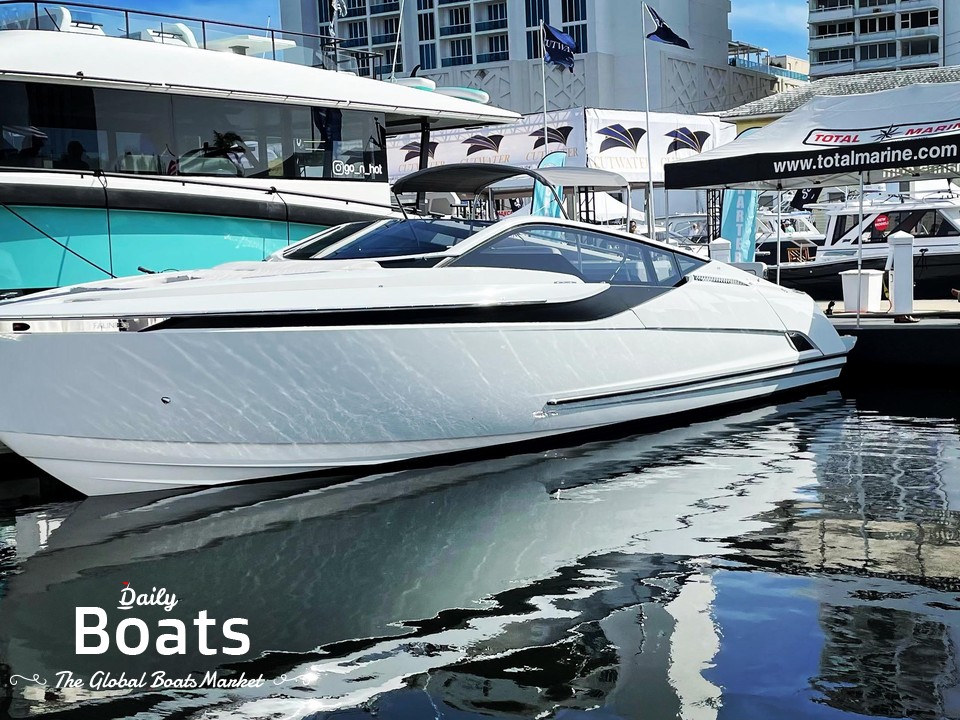 2021 Fairline 33 for sale. View price, photos and Buy 2021 Fairline 33 ...