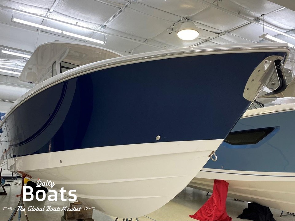 2021 Edgewater 340 Cc for sale. View price, photos and Buy 2021 ...