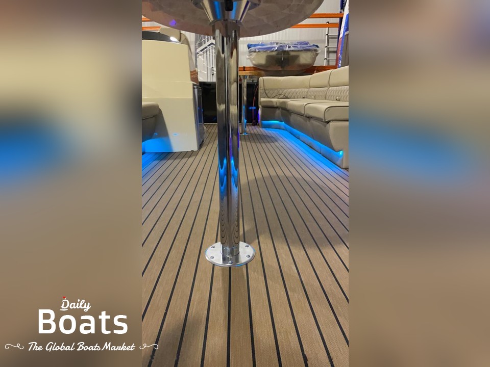 Smartliner Pontoon Boat 22ft for sale. View price, photos and Buy ...