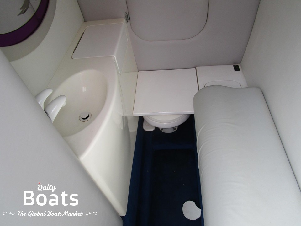 2002 MTI 44 Victory Cat for sale. View price, photos and Buy 2002 MTI ...